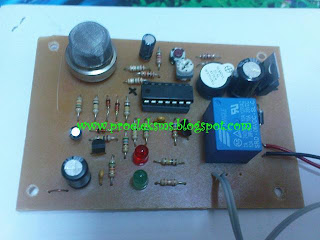 PROJEK ELEKTRONIK: Smoke Detector Circuit