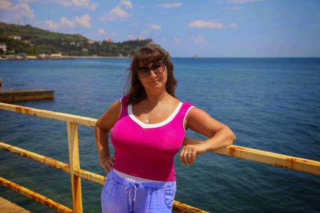 Busty Russian Woman: Larisa K