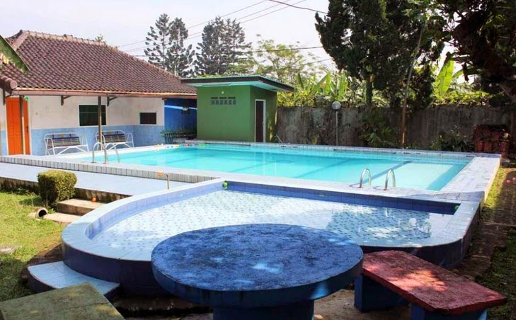 Villa Saung 17 di Cisarua Bogor - Sewa Villa Villa Saung 17 di Cisarua Bogor - Sewa Villa