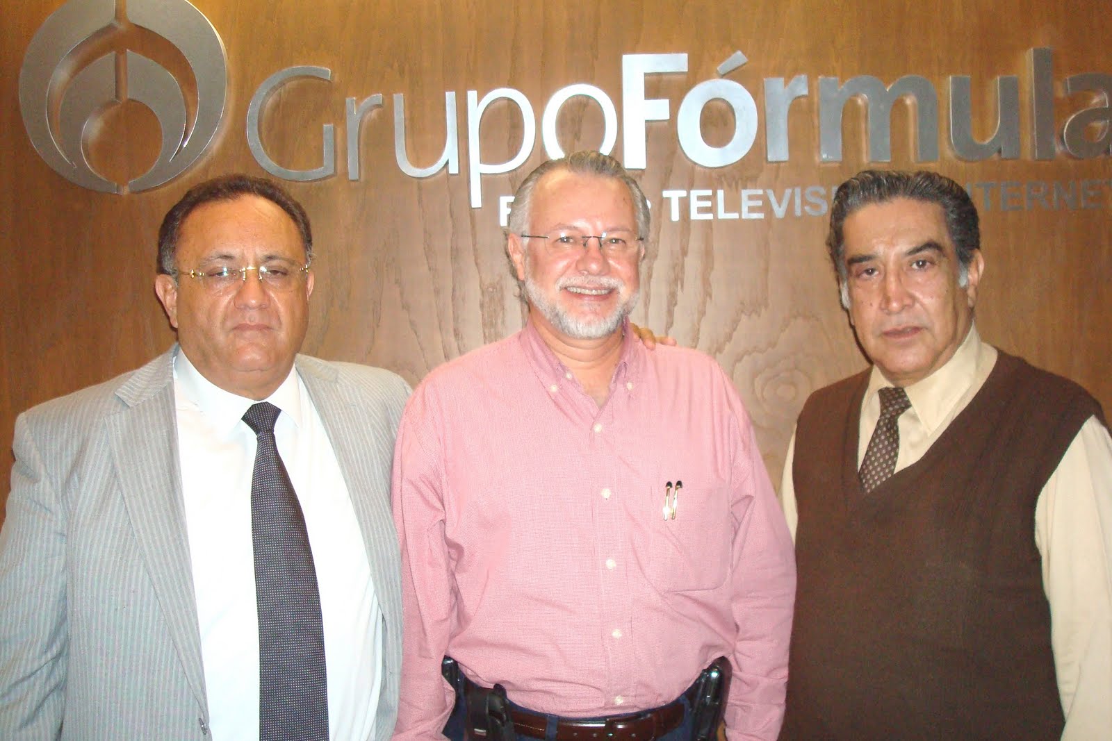Una Hora con Usted: Dip. Federal José Trinidad Padilla López Una Hora con Usted: Dip. Federal José Trinidad Padilla López