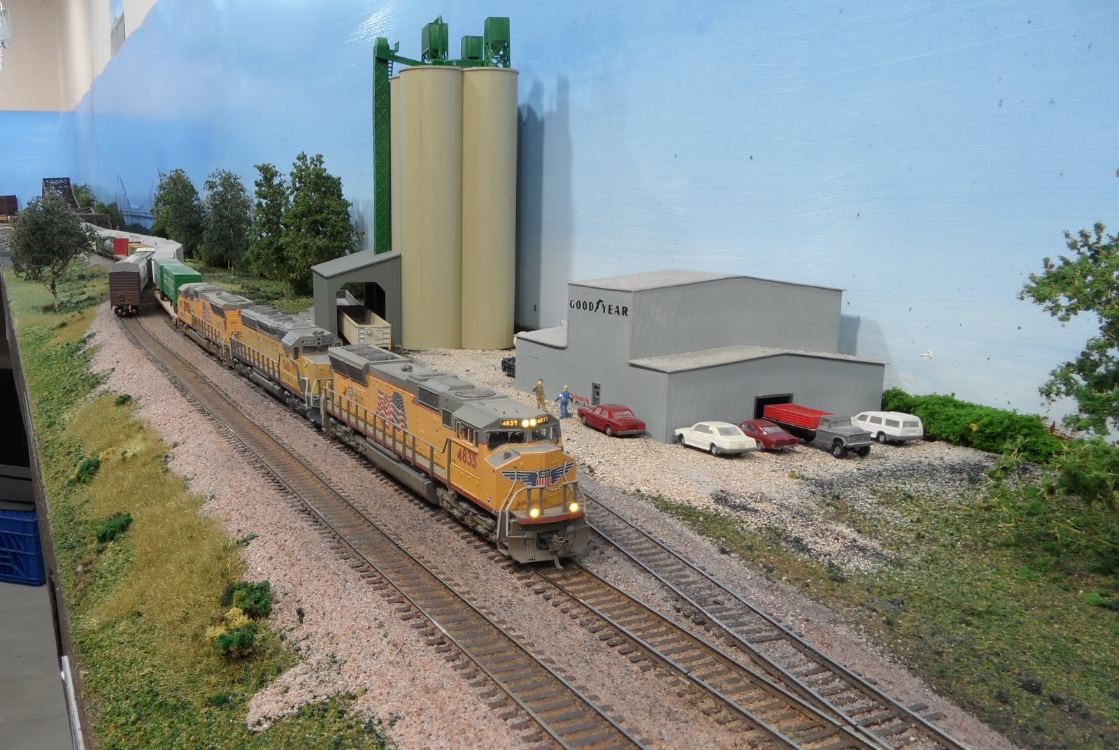 Weekend Update 1/6/13 - page 3 - N and Z Scales - TheRailwire