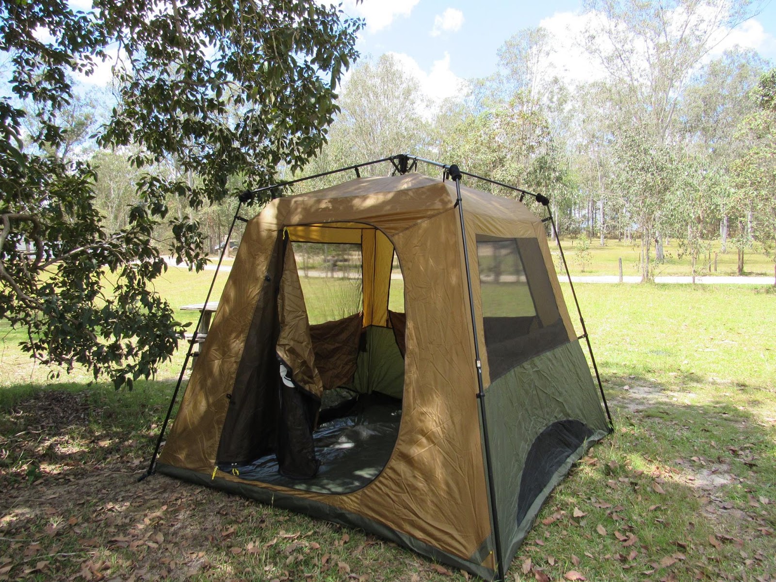 Tentworld Coleman Gold Series Instant Up Tent Maiden Voyage Review tentworld-coleman-gold-series-instant-up-tent-maiden-voyage-review