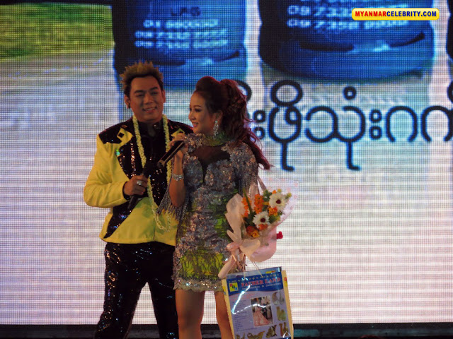 Photos: Yan Aung and Angels Music Concert