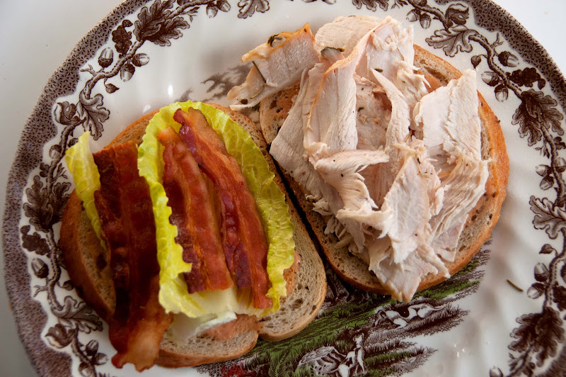 Aesthetic Nest: Cooking: Thanksgiving Turkey Sandwiches (Recipe)