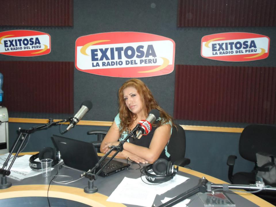VIDENTE ALEXANDRA LA HACE LINDA EN RADIO EXITOSA - Ritmos peruanos ... VIDENTE ALEXANDRA LA HACE LINDA EN RADIO EXITOSA - Ritmos peruanos ...