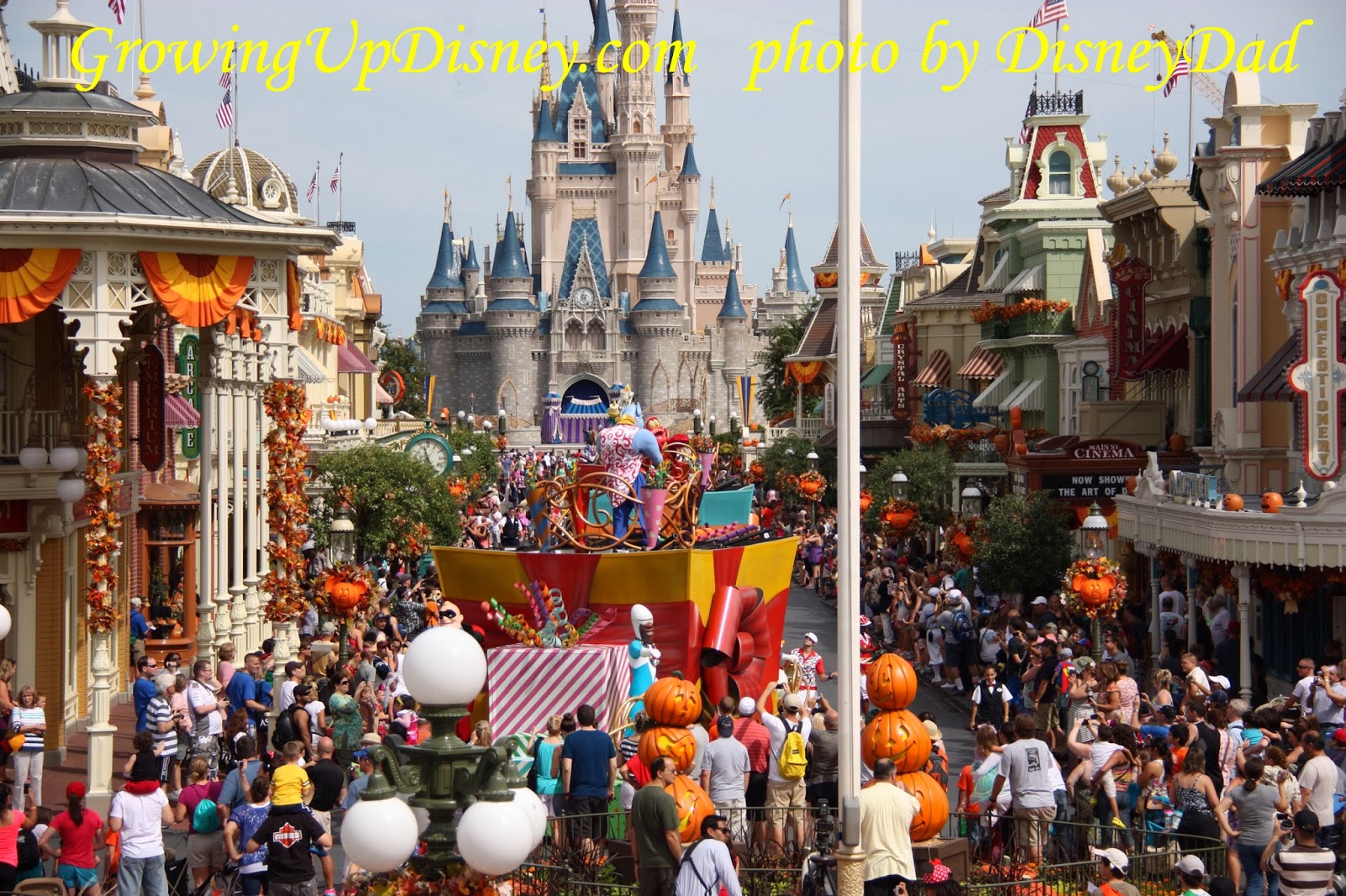 Growing Up Disney: Photo Flashback! PUMPKINS!! Growing Up Disney: Photo Flashback! PUMPKINS!!