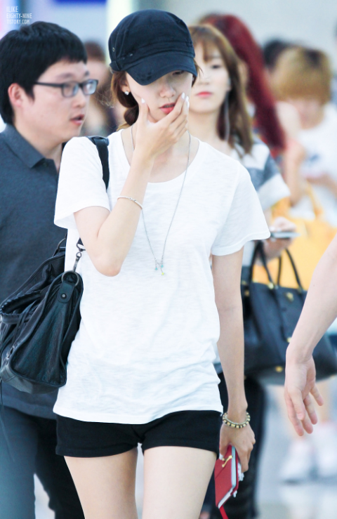 손이 예쁜 여자.JPG : MLBPARK