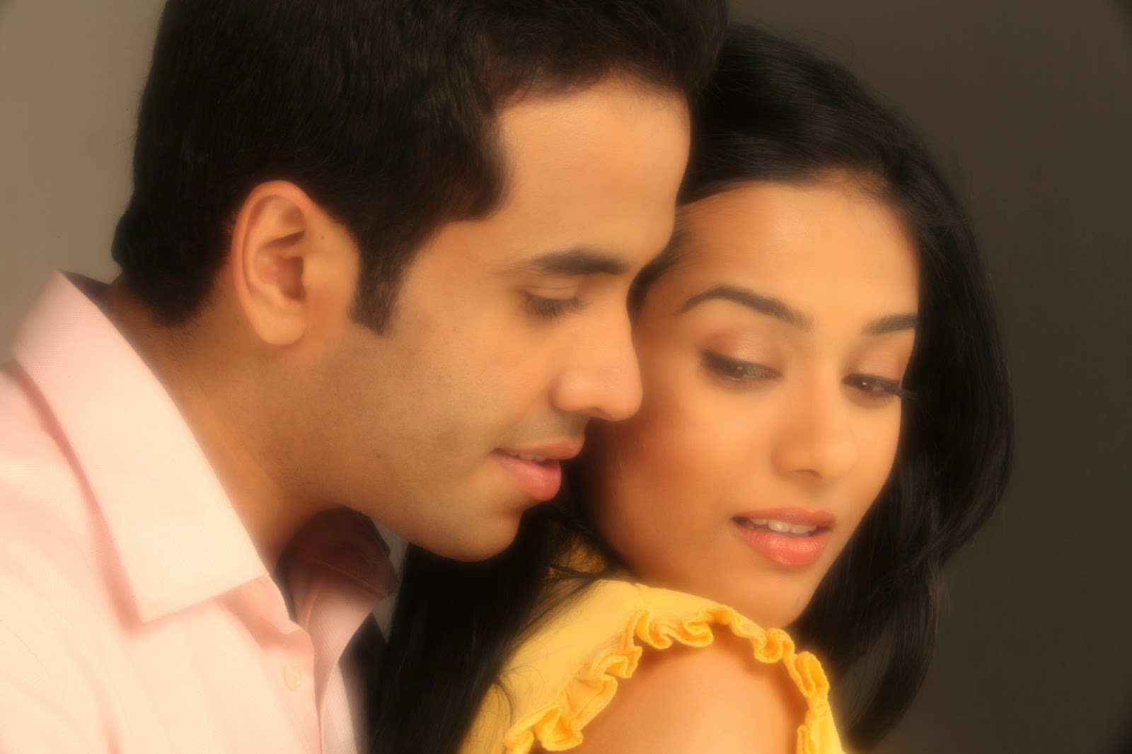 Cute Amrita Rao: Amrita Rao And Tusshar Kapoor UHQ posters from #LUMK