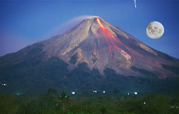 Asal Usul Gunung Merapi, Mitos, dan Cerita Misterinya Asal Usul Gunung Merapi, Mitos, dan Cerita Misterinya