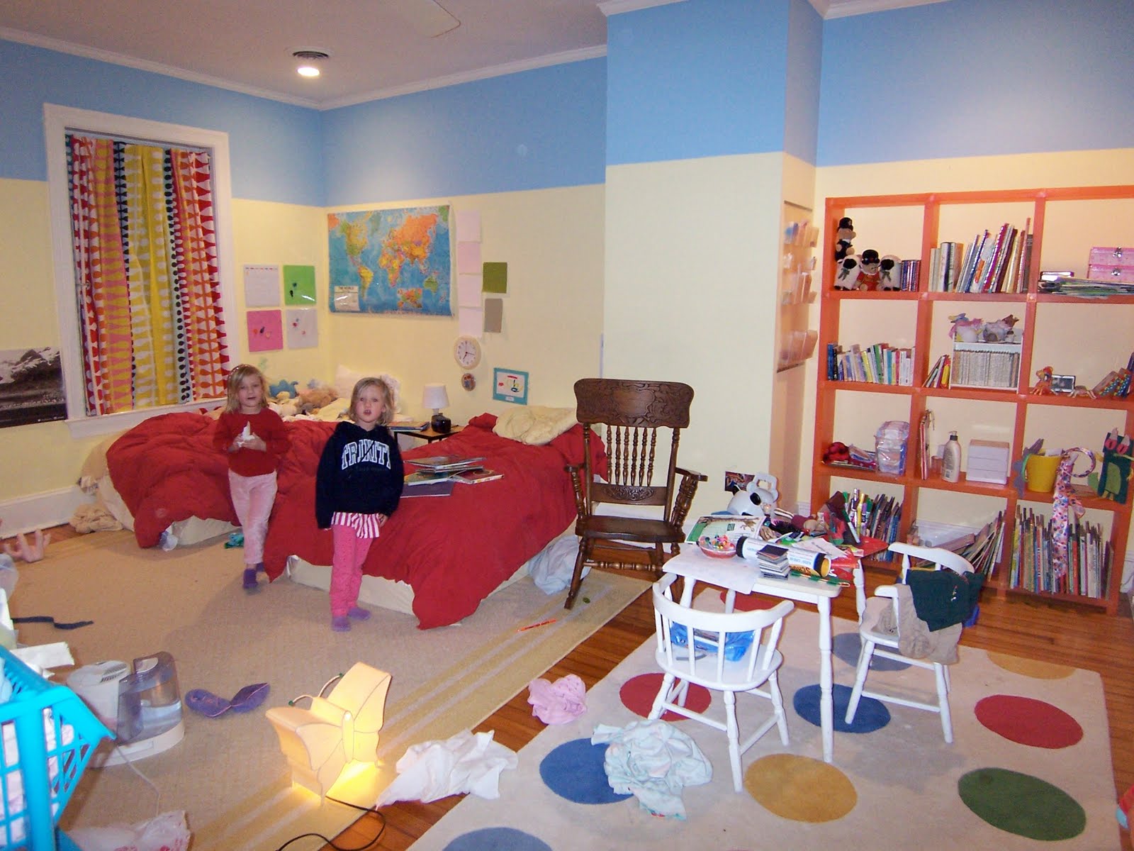 Childrens Bedroom Ideas For Small Bedrooms Amazing Home Design And childrens-bedroom-ideas-for-small-bedrooms-amazing-home-design-and