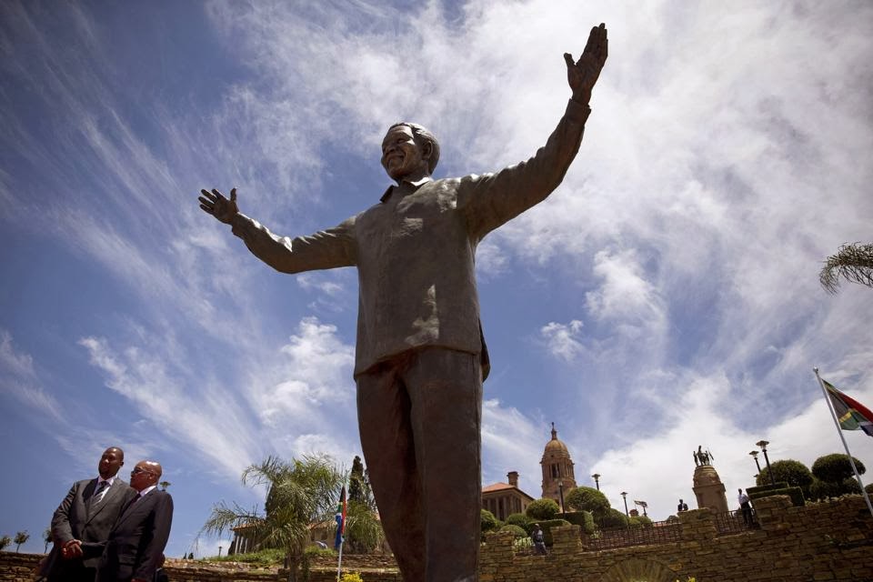 South Africa unveils Giant Mandela Statue In Pretoria ~ Winnies South Africa unveils Giant Mandela Statue In Pretoria ~ Winnies