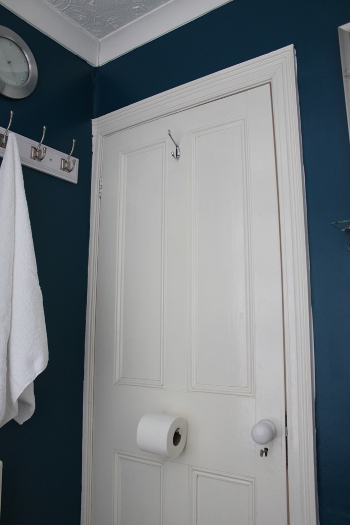The Transformative Power of Paint: Peacock Blue Bathroom - Swoon Worthy The Transformative Power of Paint: Peacock Blue Bathroom - Swoon Worthy