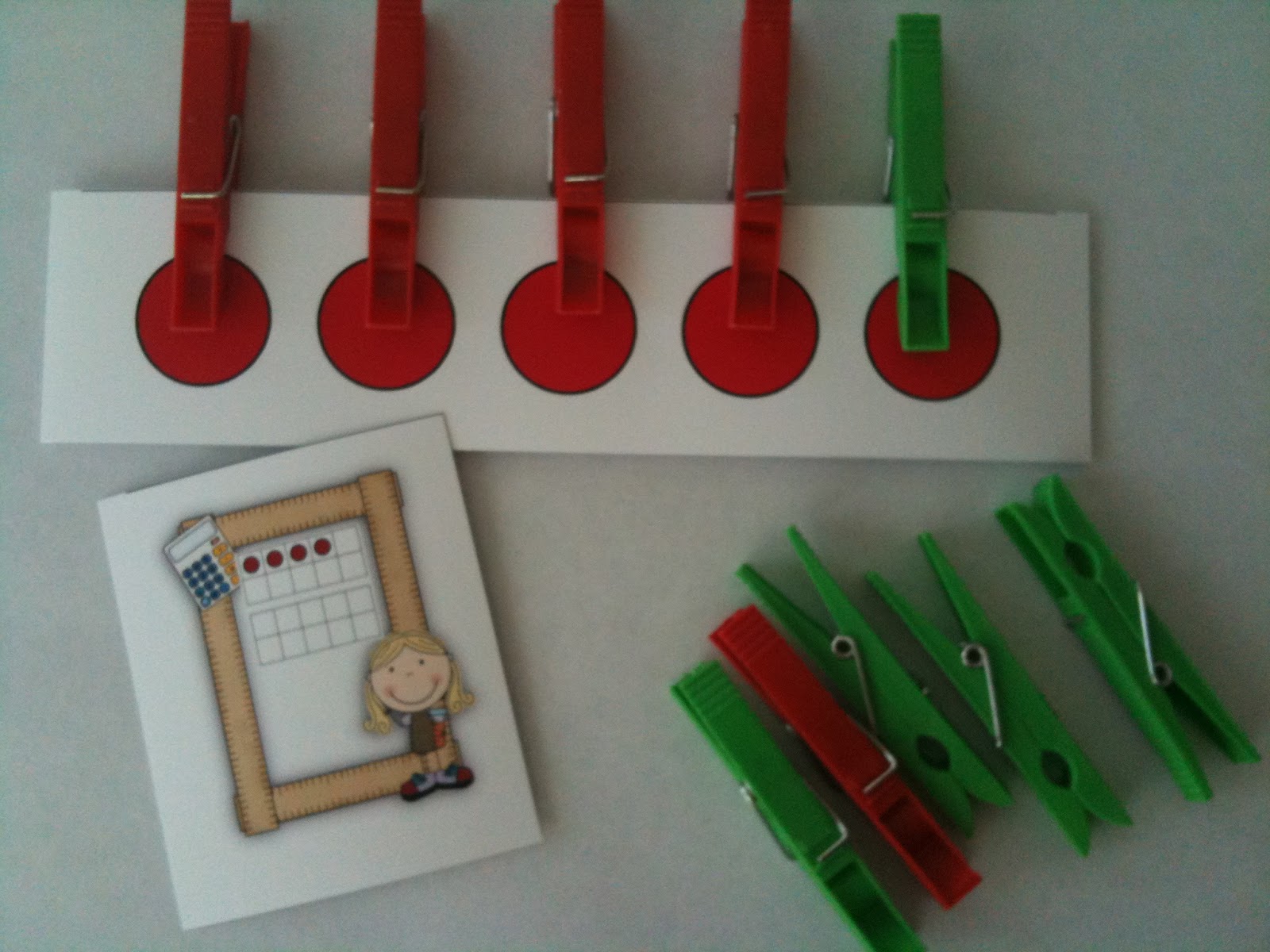 Classroom Freebies Too: Clothespin Counting Classroom Freebies Too: Clothespin Counting