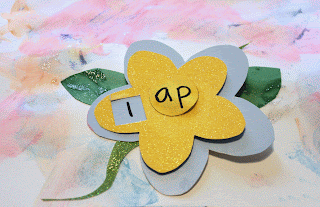 Early Learning 4 Fun: Word Family Flower Craft