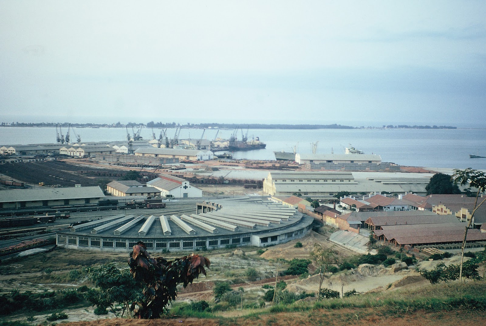 O Palhão: Batalhao 774, Companhia 771 - (6) ANGOLA O Palhão: Batalhao 774, Companhia 771 - (6) ANGOLA