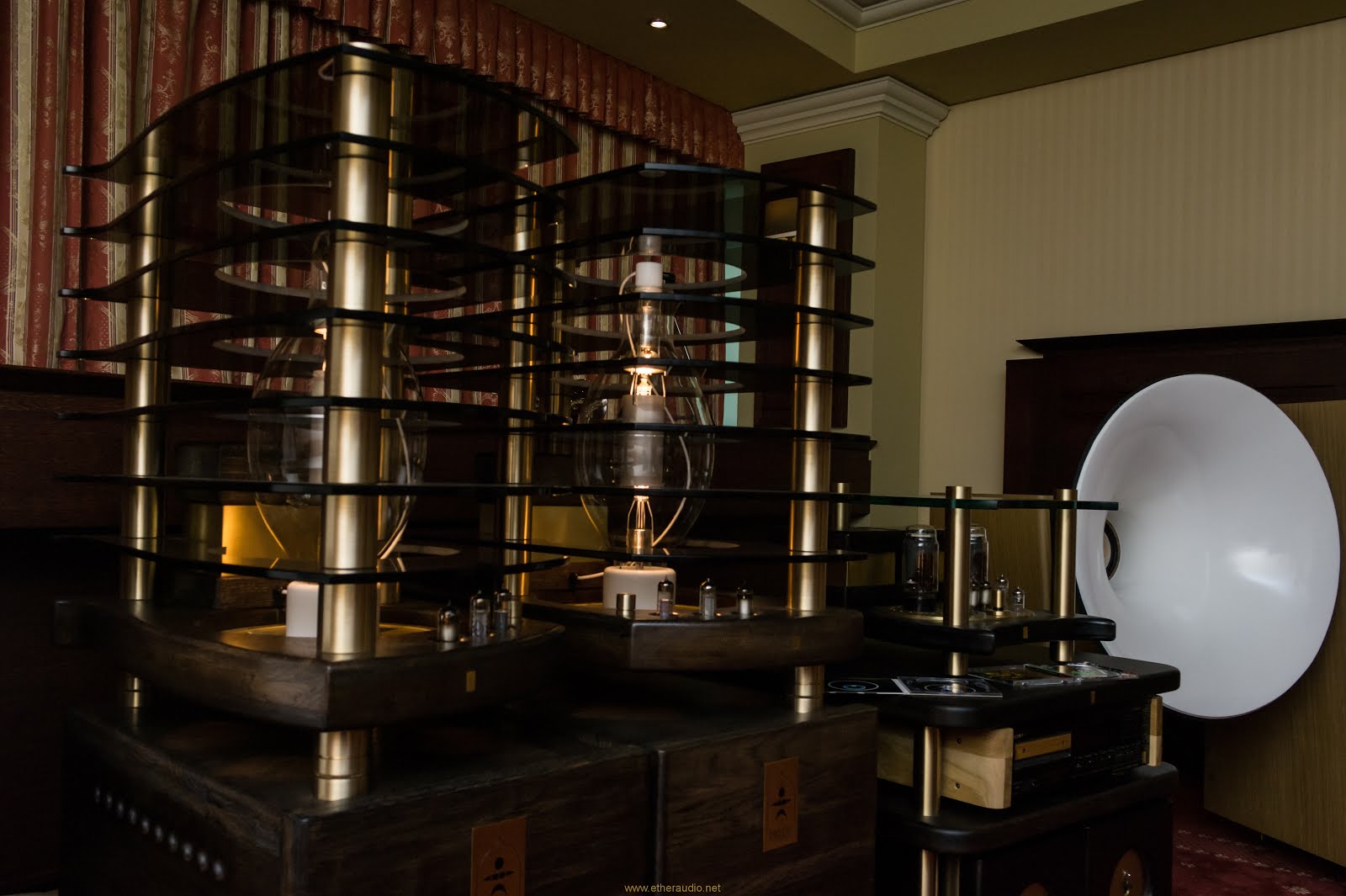 ETHERAUDIO ABBSSOLUTE INTUITION EXTREME TUBE AMPLIFIERS – M & S | Ultimate High-Fidelity