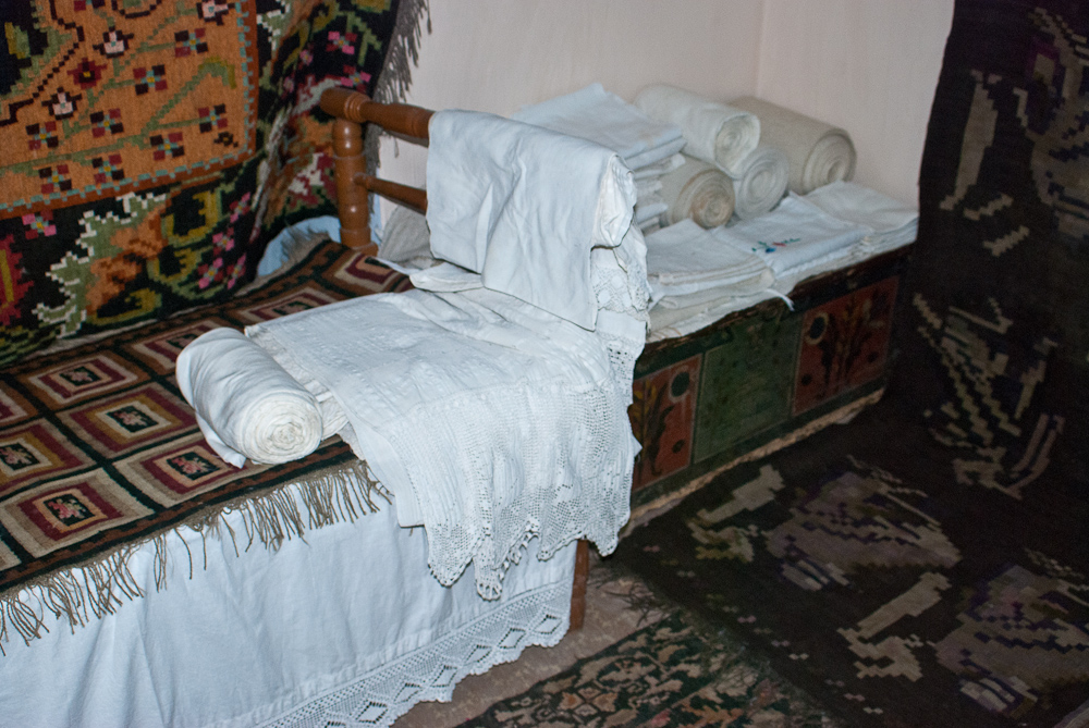 Committed Stitcher: Antiques