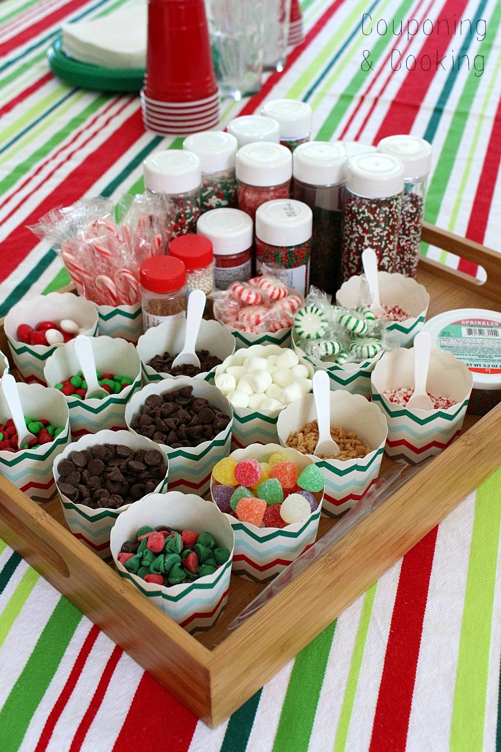 Tobins Tastes Holiday Cookie Decorating Party Easy Entertaining With tobins-tastes-holiday-cookie-decorating-party-easy-entertaining-with