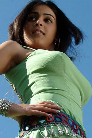 Bollywood Dream: Genelia D'souza Images