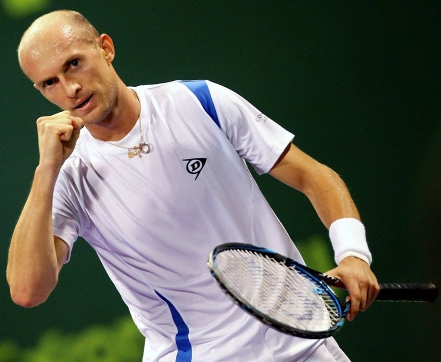 Tenista Nikolay Davydenko anuncia aposentadoria - Surto Olímpico