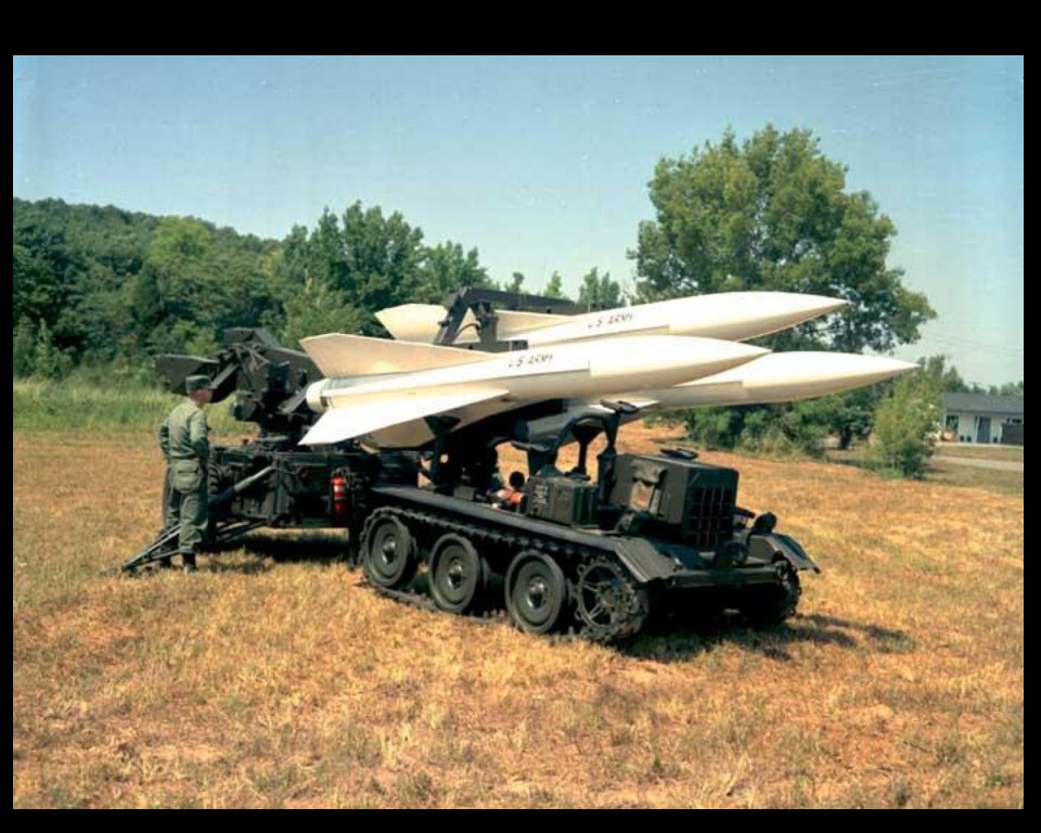 FOTOARMAS.COM: Misiles MIM-23A HAWK.