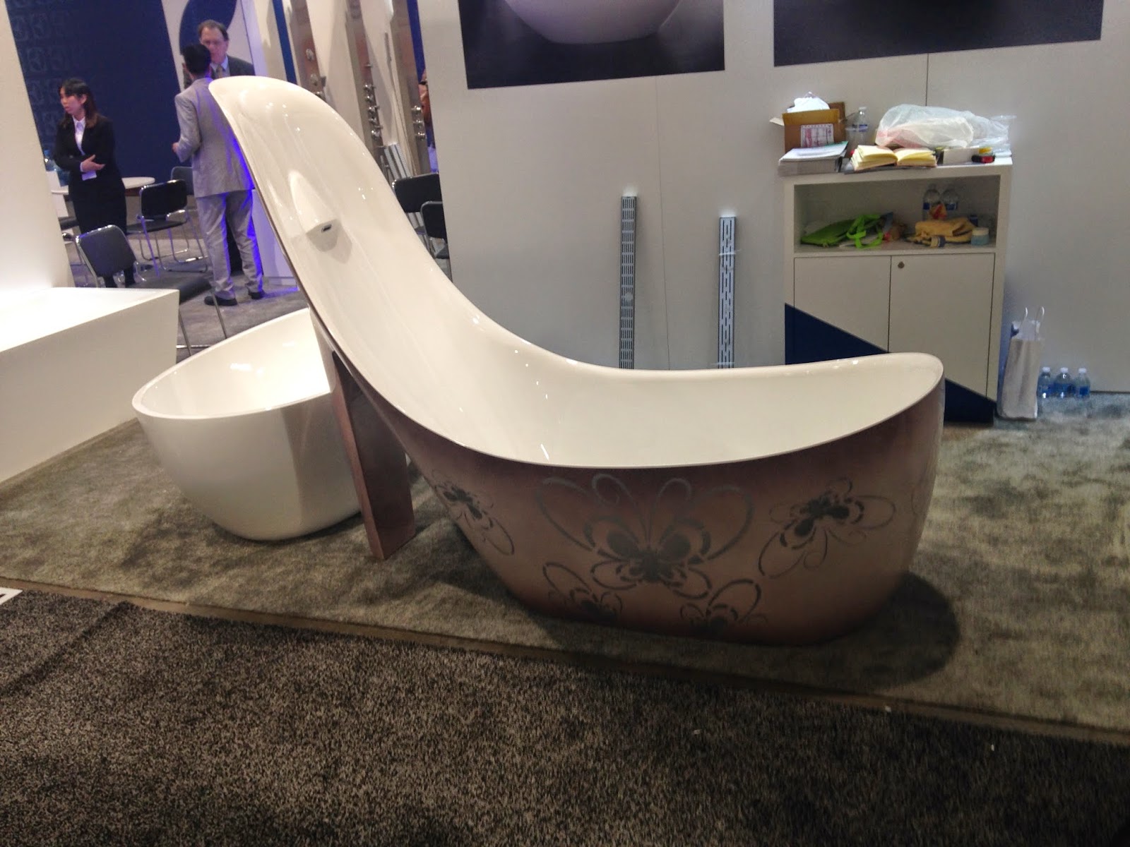 TheBuilderFix: The Builders show never disappoints with tubs! This is a ...