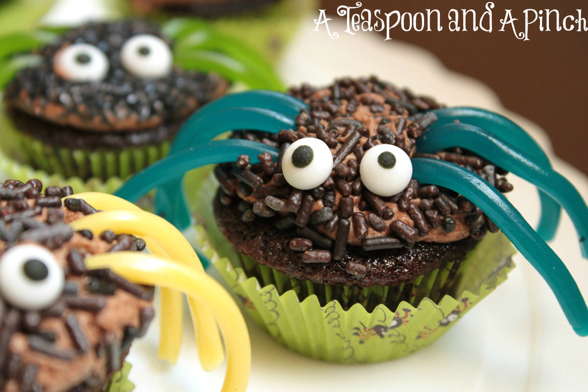 A Teaspoon And A Pinch Halloween Idea Silly Spider Cupcakes a-teaspoon-and-a-pinch-halloween-idea-silly-spider-cupcakes