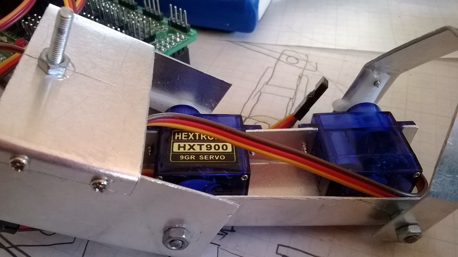 servos | PlanetArduino