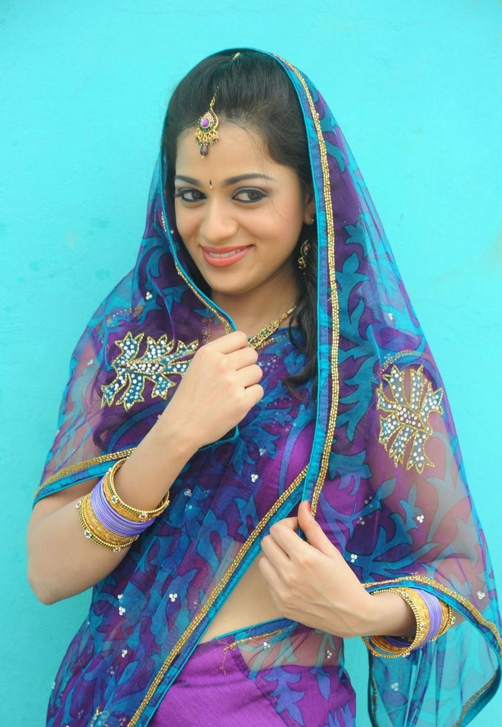 Reshma Photo Gallery In Saree BollyMass reshma-photo-gallery-in-saree-bollymass