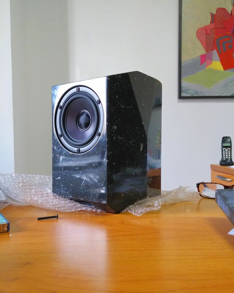 MUSICAL STONES Modigliani speakers NEW – M & S | Ultimate High-Fidelity