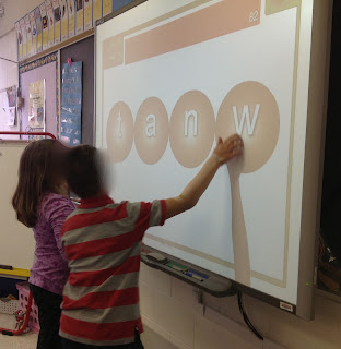 The Connected Teacher : SMARTBoard Anagrams {and a Freebie}