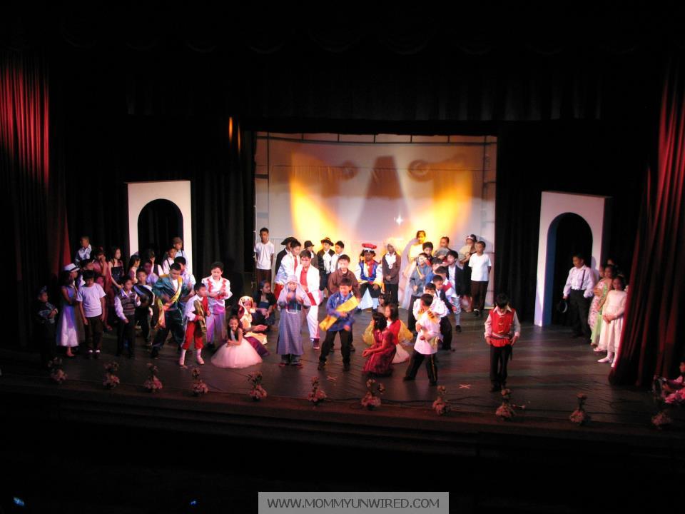 Nurturing Creativity and Self-Expression Through Theatre Class - Mommy ...