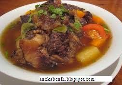 Resep Bumbu Desa Warisan Nusantara: Cara Membuat Rawon Komplit