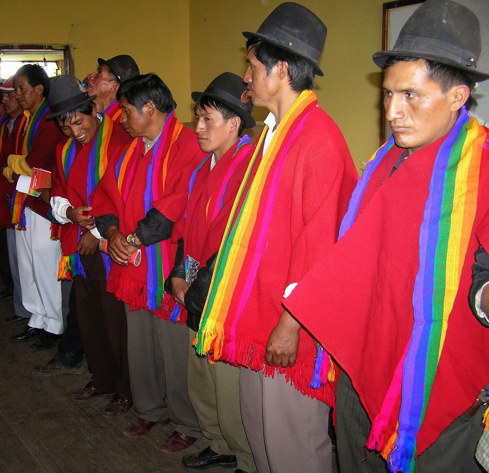 "KICHWA DE LA SIERRA Y AMAZONIA