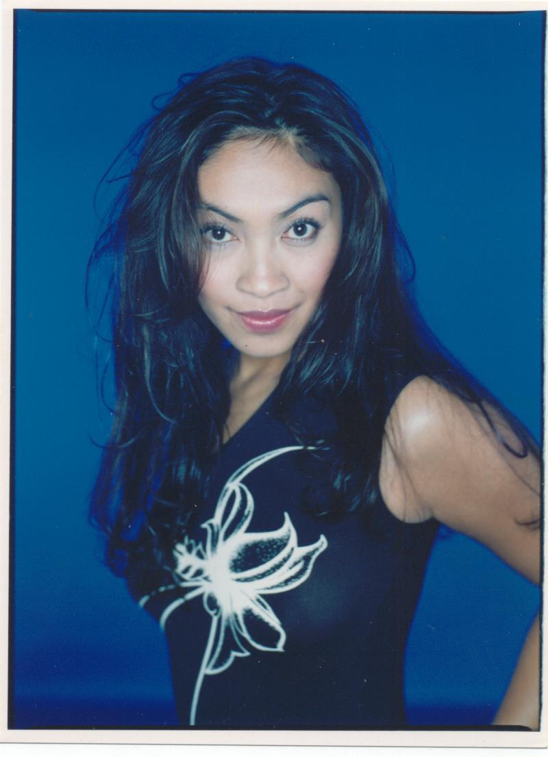 Robyn Loau - Alchetron, The Free Social Encyclopedia