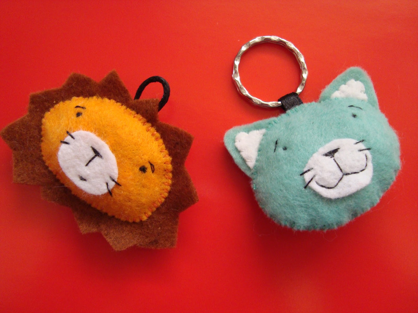 QuartierMontmartre: Llaveros de animales.