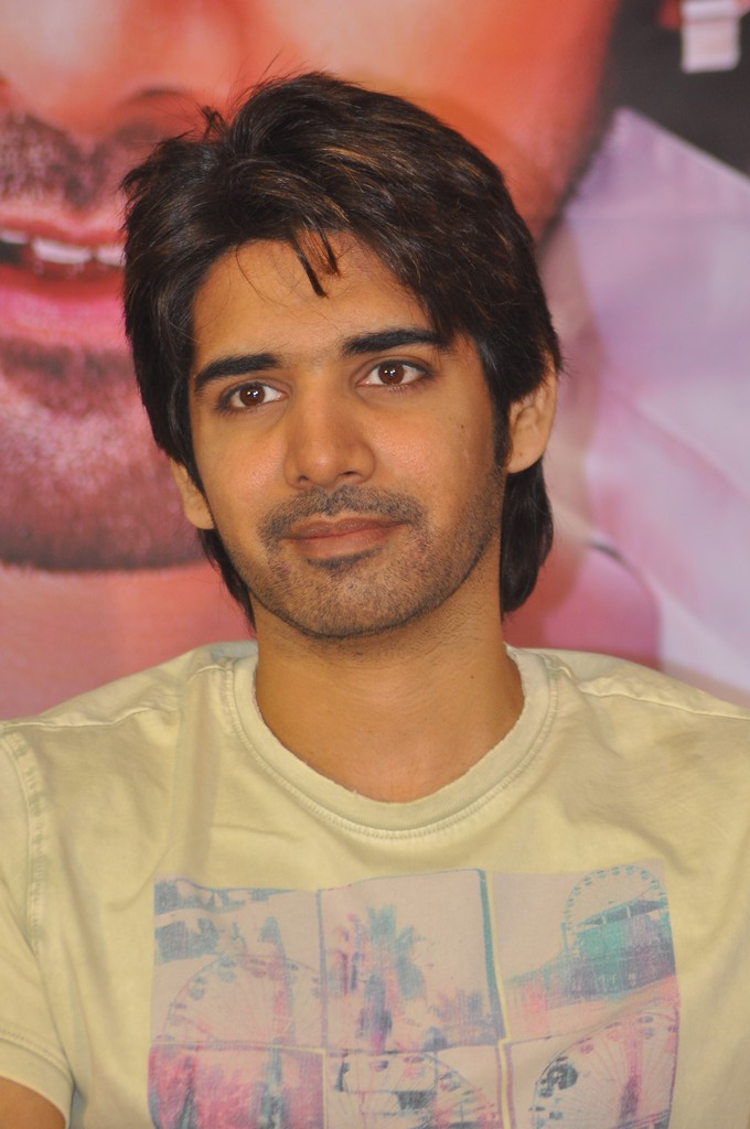 Adda film cast Sushanth, Shanvi at Success Meet Stills