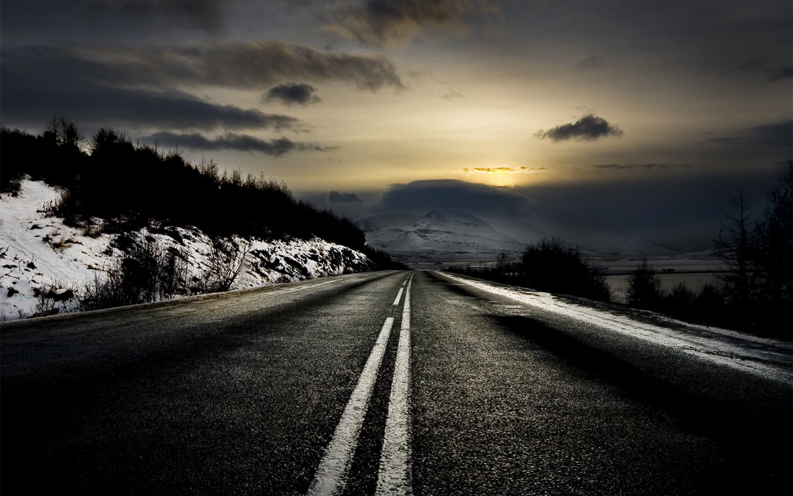 Imagem de Fundo - Estrada em paisagem com neve | Imagens de Fundo Imagem de Fundo - Estrada em paisagem com neve | Imagens de Fundo