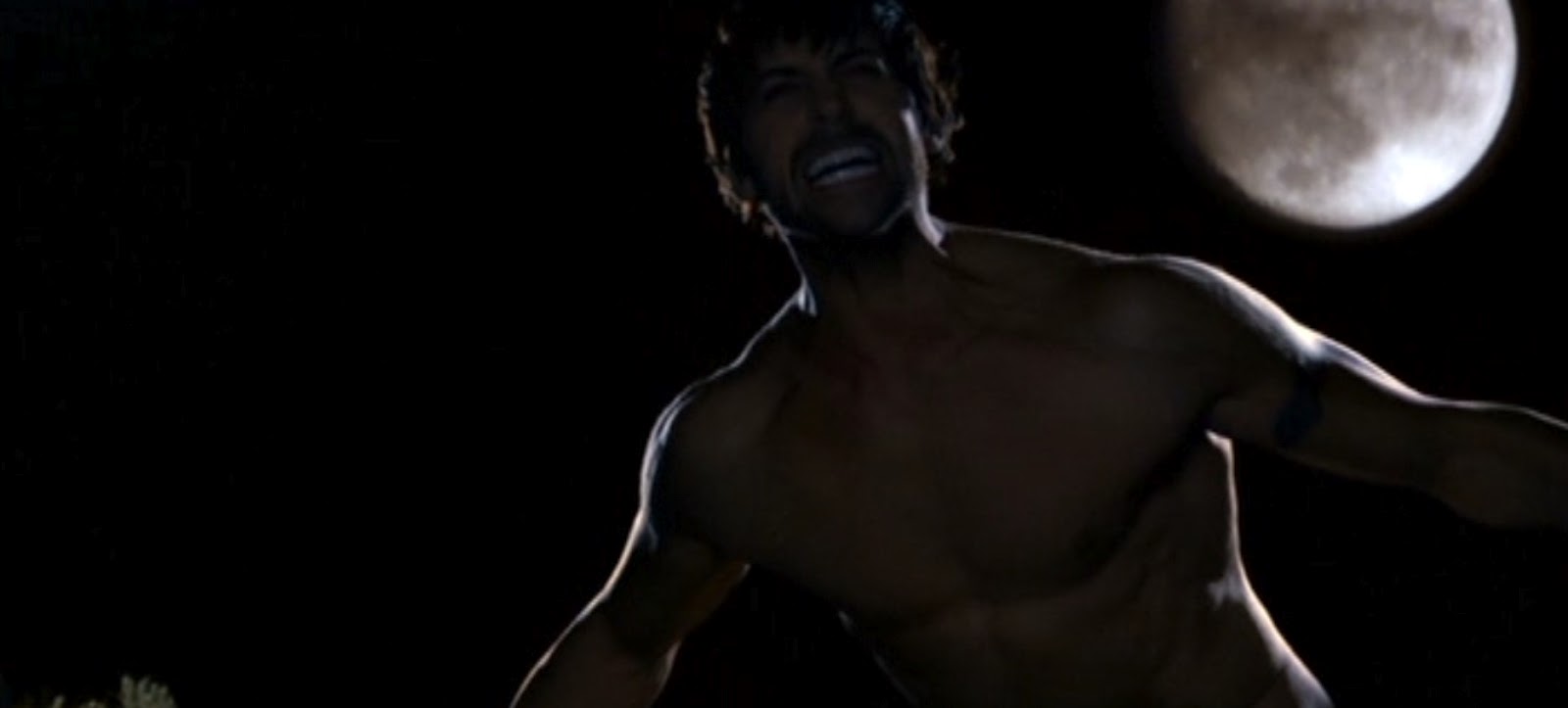 HORROR FOREVER: RODZINNA KLĄTWA / DARK MOON RISING (2009)