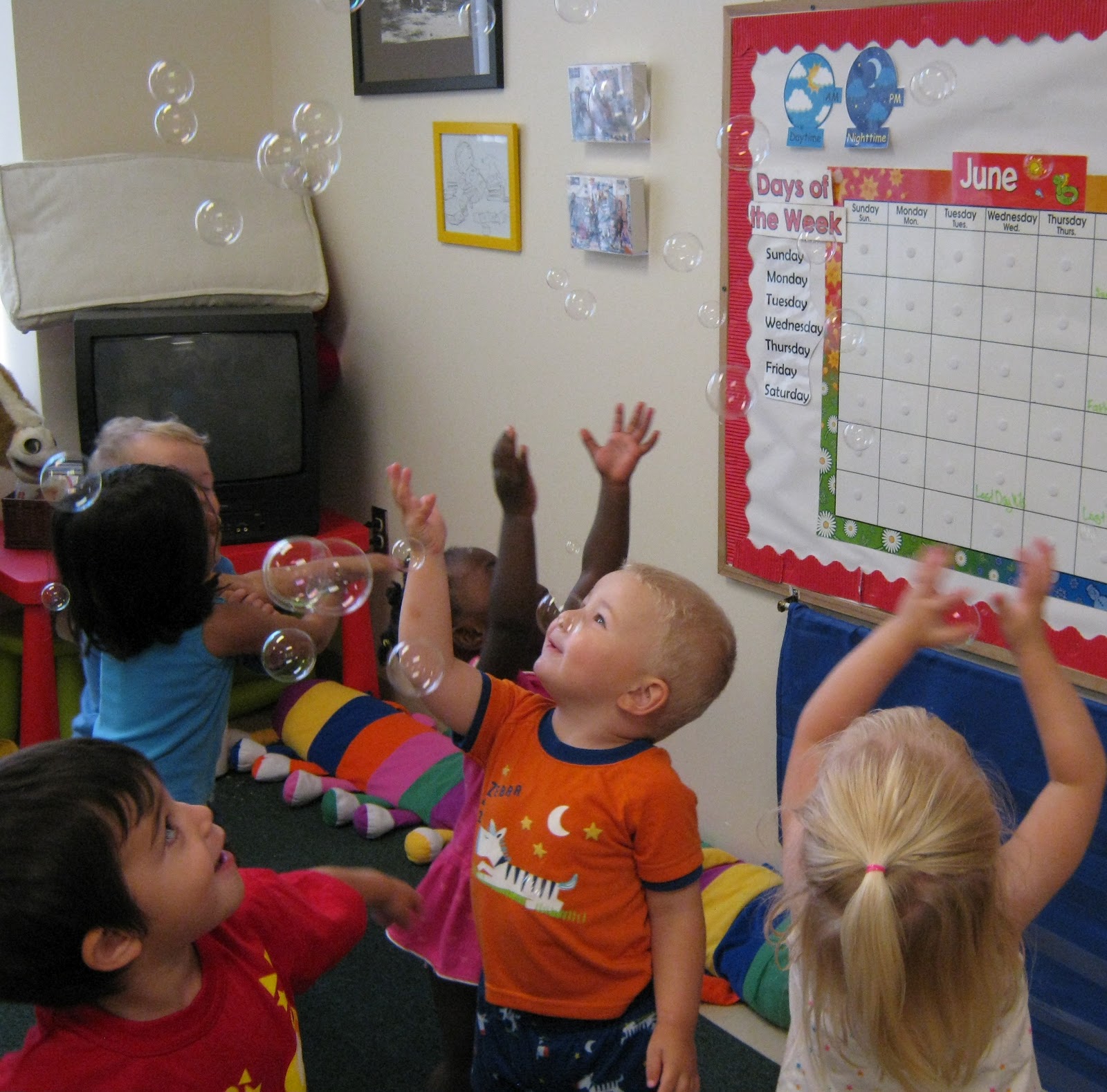 Kreative Resources Bubbles Indoors kreative-resources-bubbles-indoors