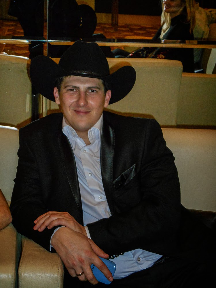 Committed Stitcher: Pass The Hat