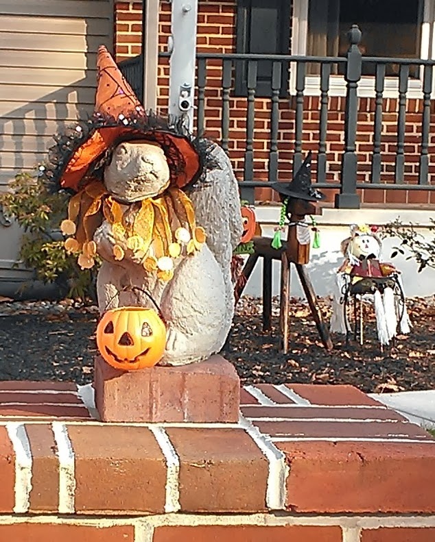 Happy Squirrel-o-Ween – My Inside Voices