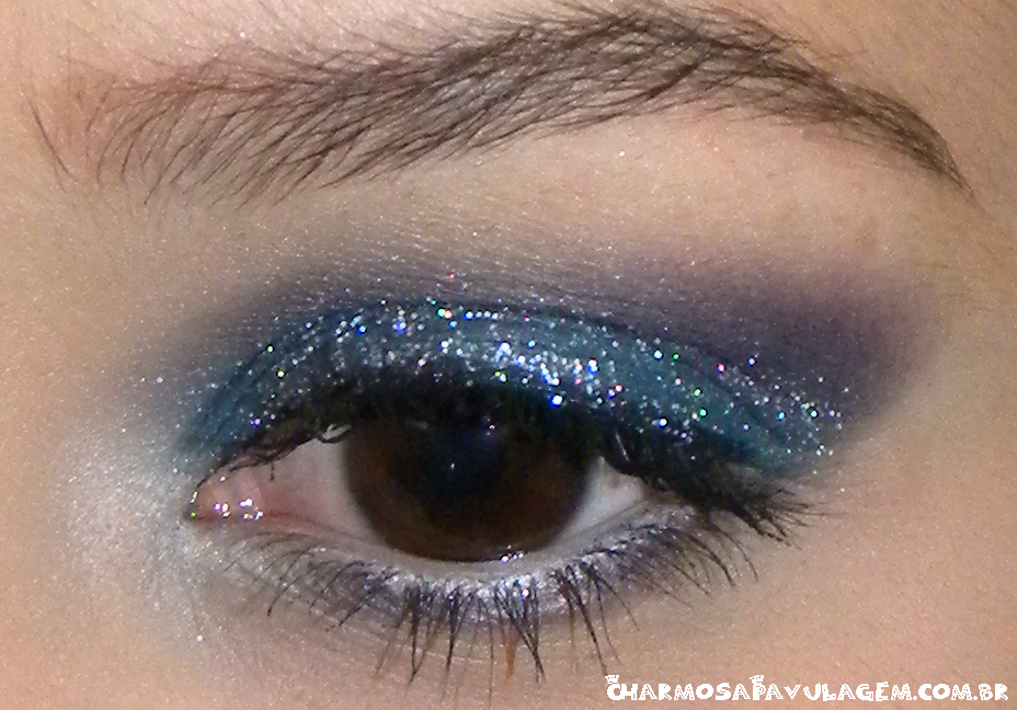 Make azul e roxo com glitter - Thah de Pavulagem