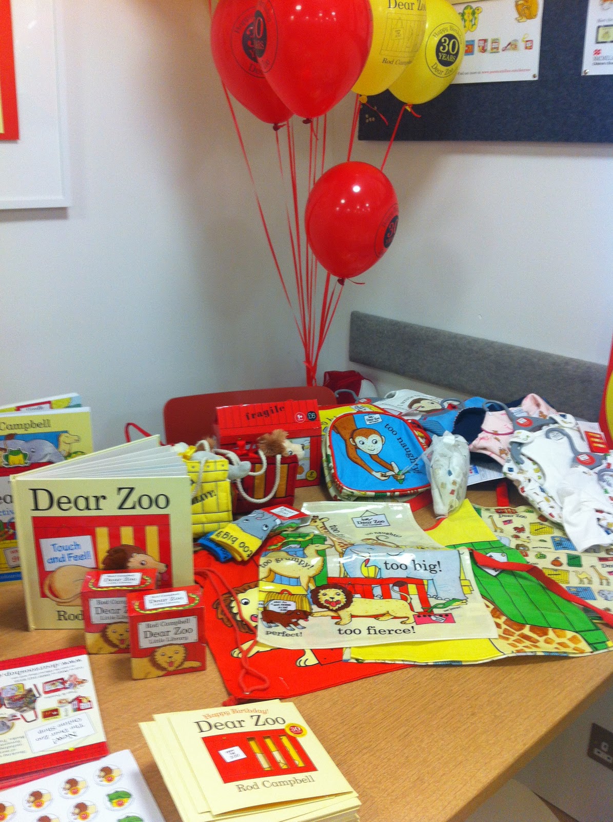 Culture Baby: Happy Birthday Dear Zoo!