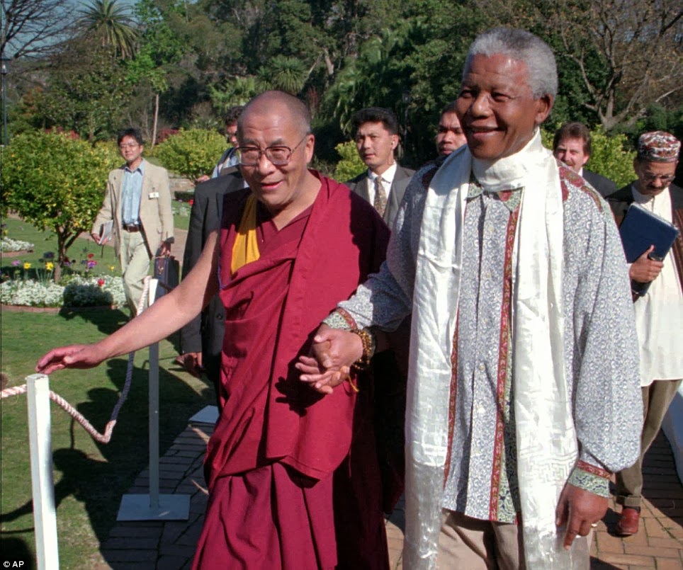 30 Photographs of Nelson Mandela With Famous People ~ vintage everyday