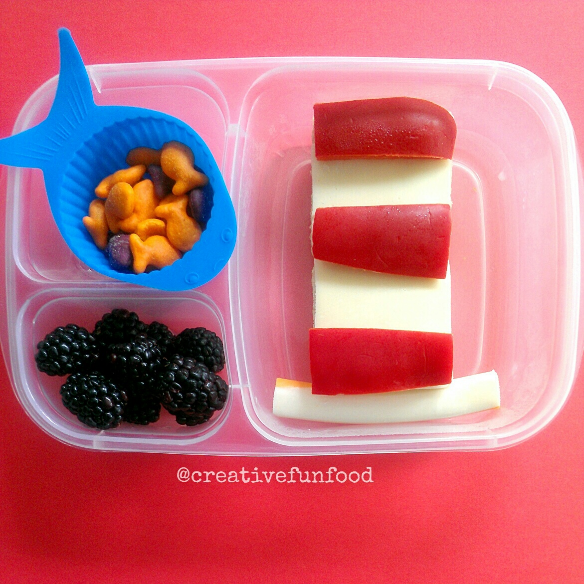 Creative Food Cat In The Hat Bento Lunch creative-food-cat-in-the-hat-bento-lunch