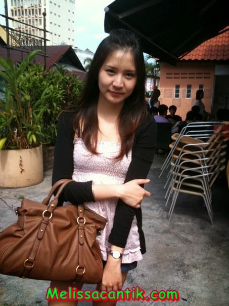 Cewek Amoy Cantik Mulus Berpakaian Mini Minta Diperkosa | Koleksi foto tante bugil abg bugil ...