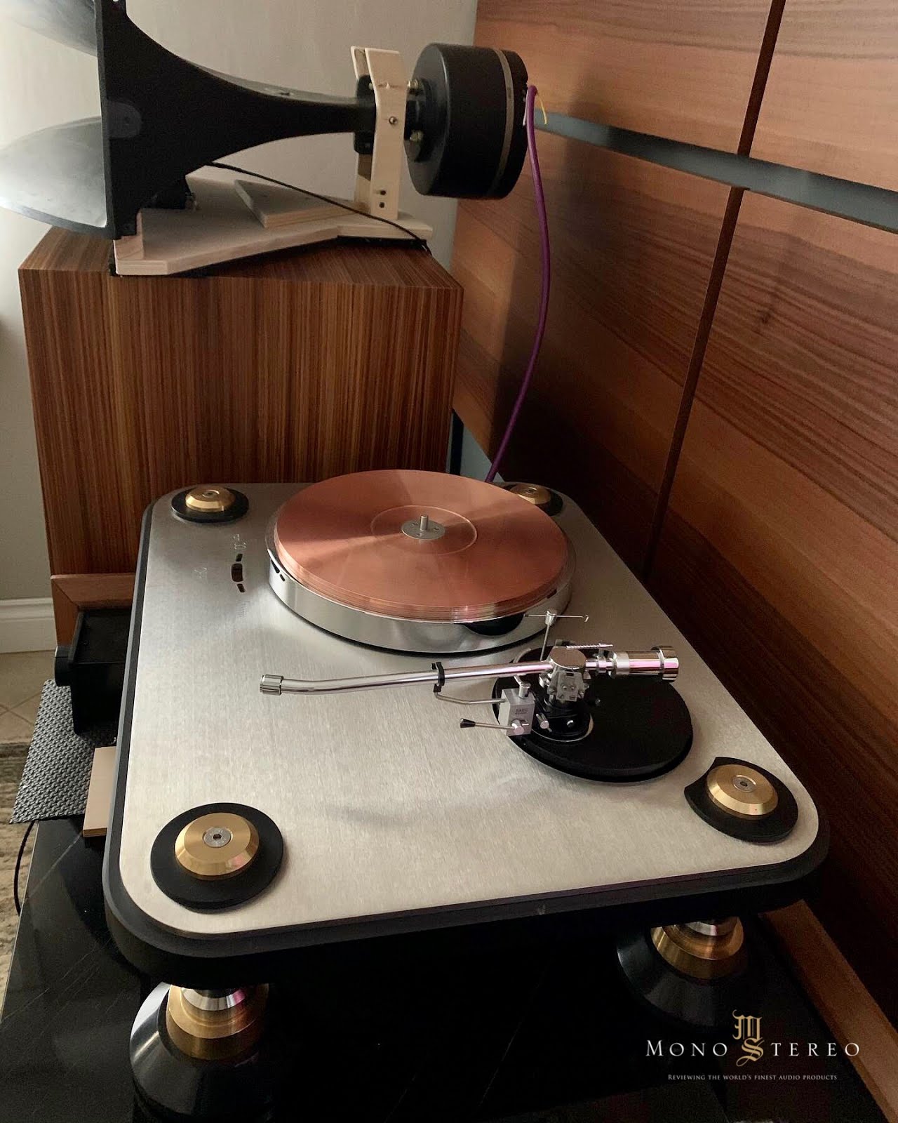 TORQUEO AUDIO T1000 TURNTABLE – M & S | Ultimate High-Fidelity