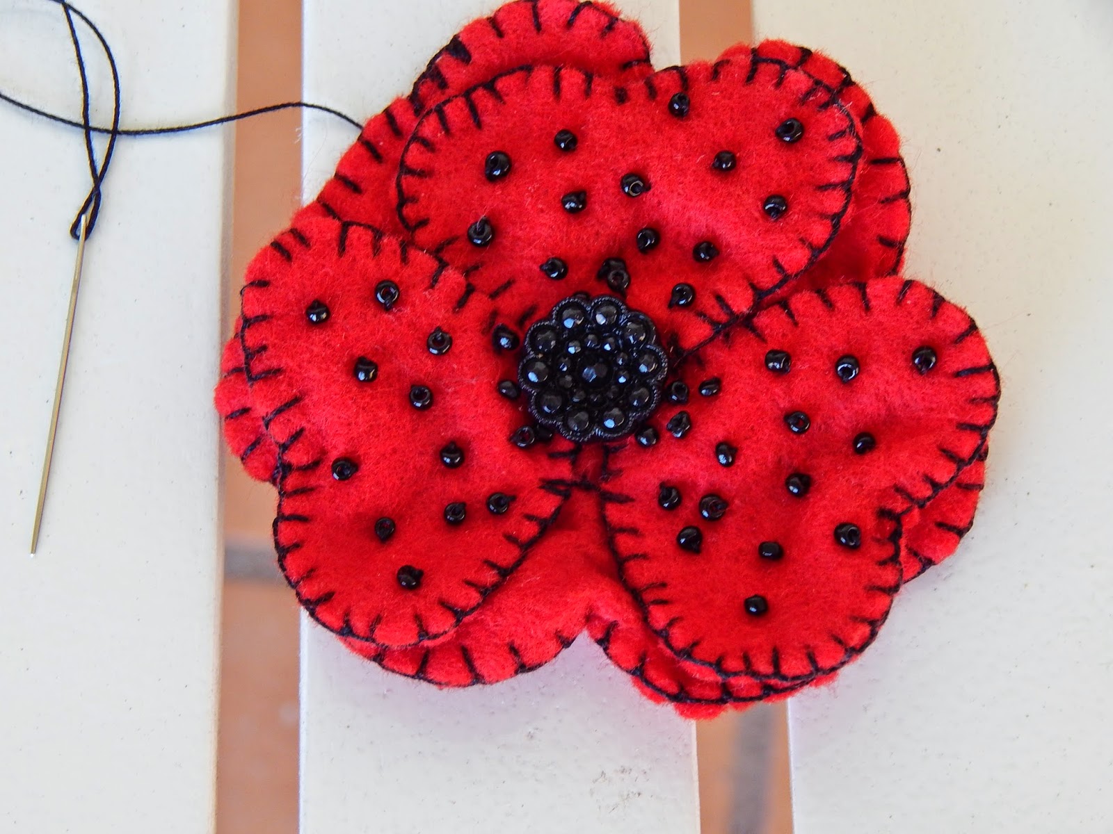 Carollyn's Tatting Blog: Making Felt Veterans Day Poppy!