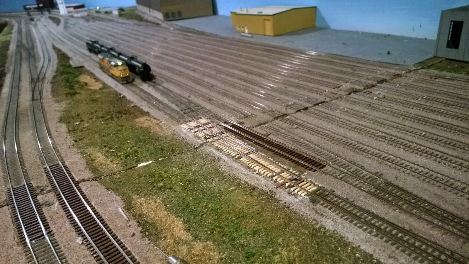 Weekend Update 10/12/14 - page 1 - N and Z Scales - TheRailwire